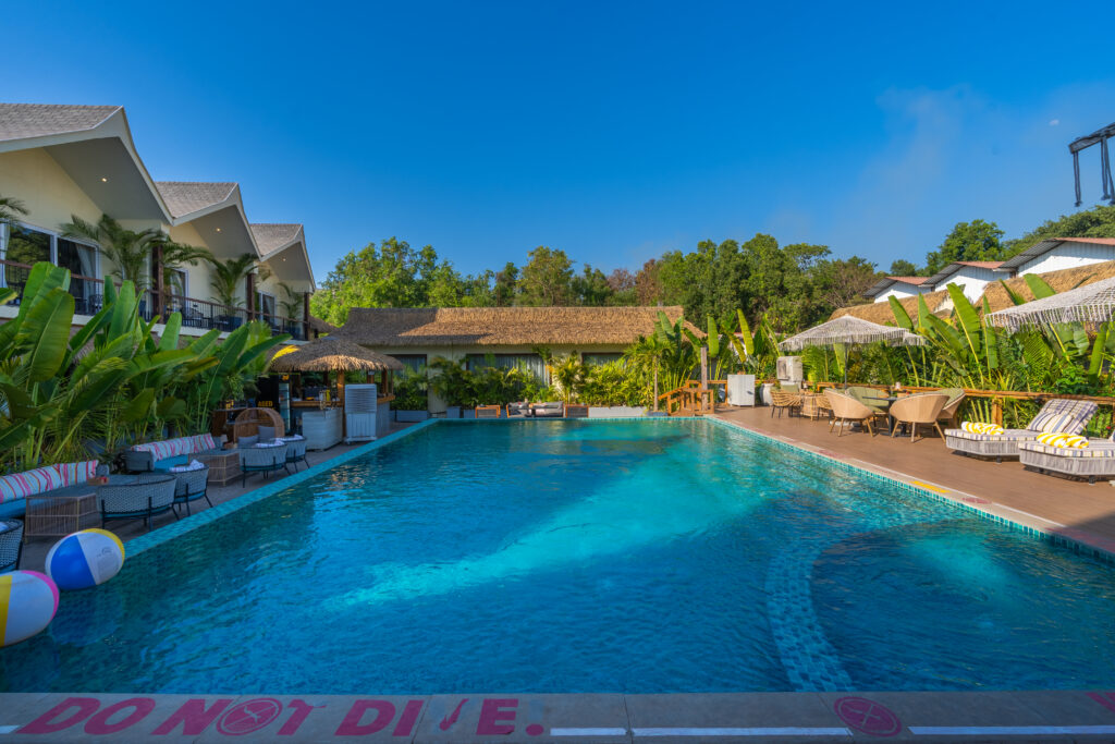 Our Resorts – Romeo Lane