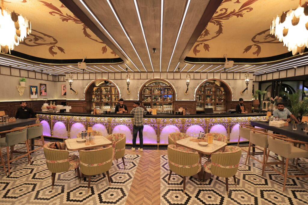 Our Restaurants – Romeo Lane